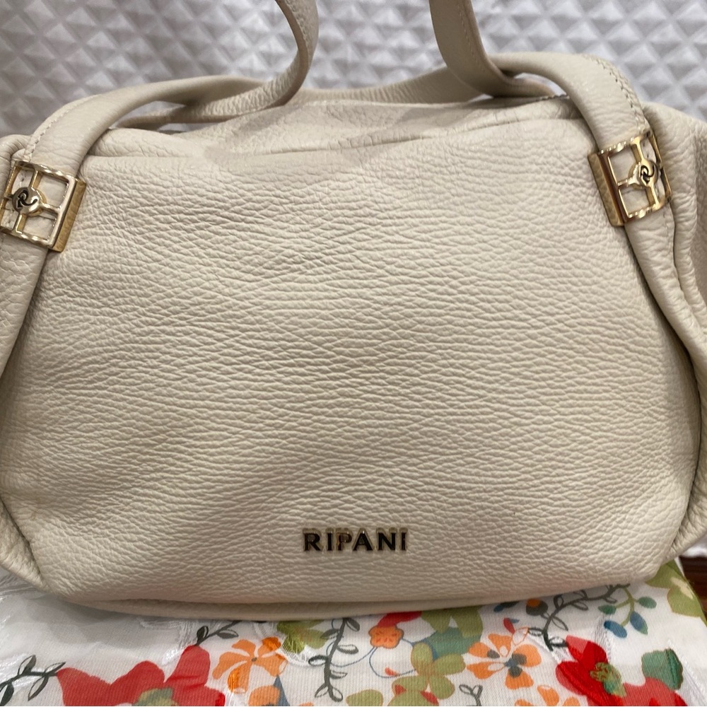 Ripani Beautiful Italian Made Pebble Leather Bag In C… - Gem